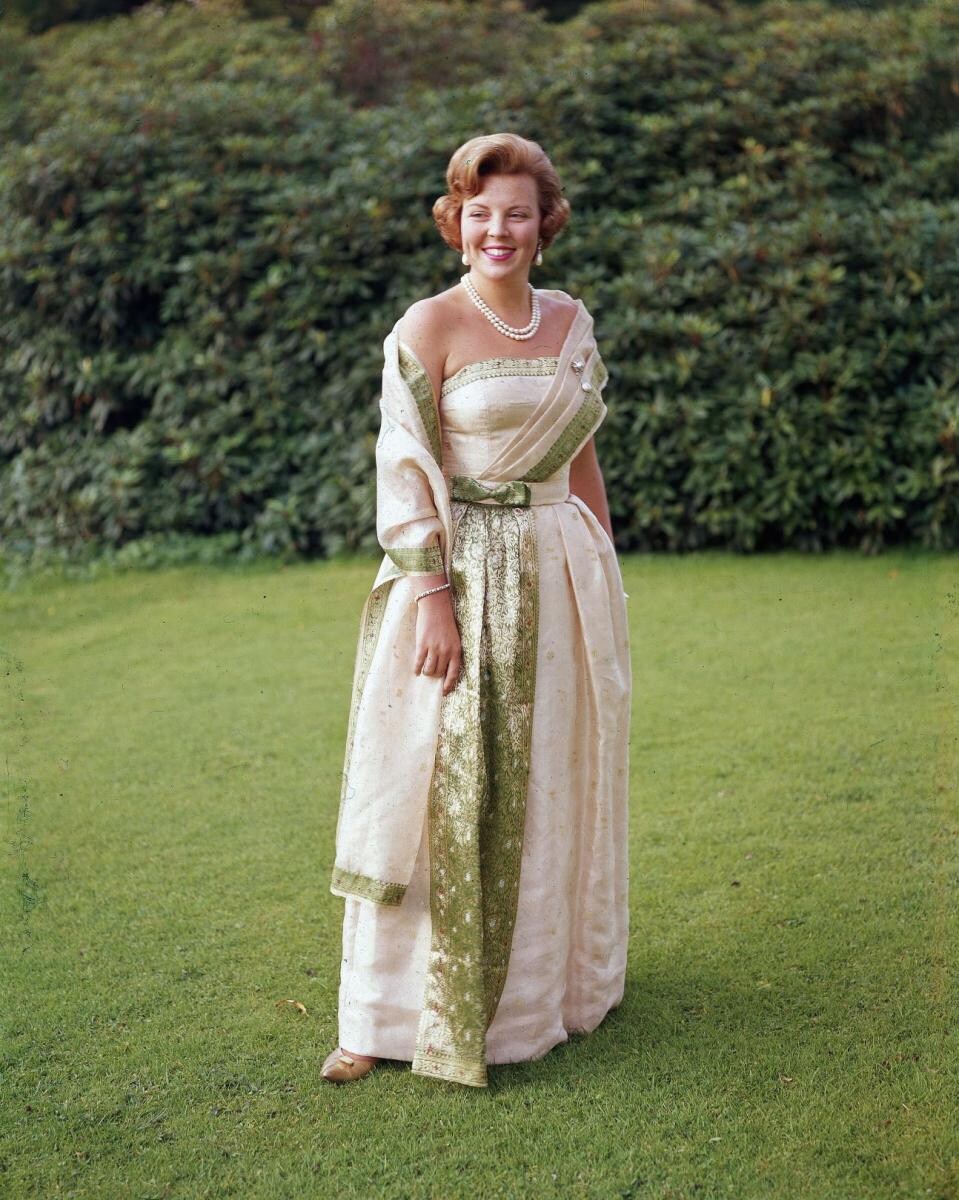 Zo waren prinses Beatrix en haar zusjes de belles van het bal | Libelle