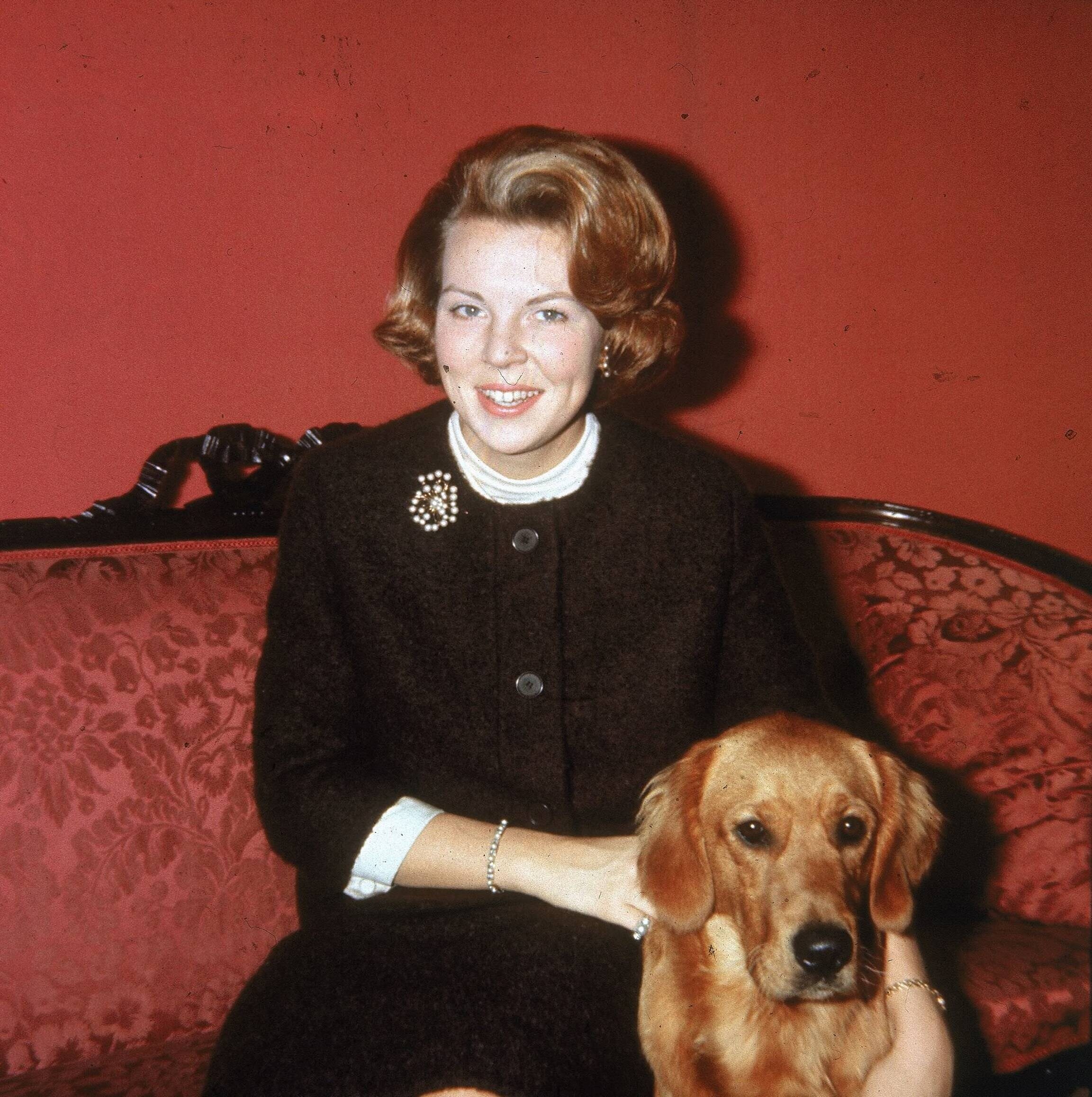 Prinses Beatrix: 87 jaar koninklijke kuiltjes en appelwangetjes van ...
