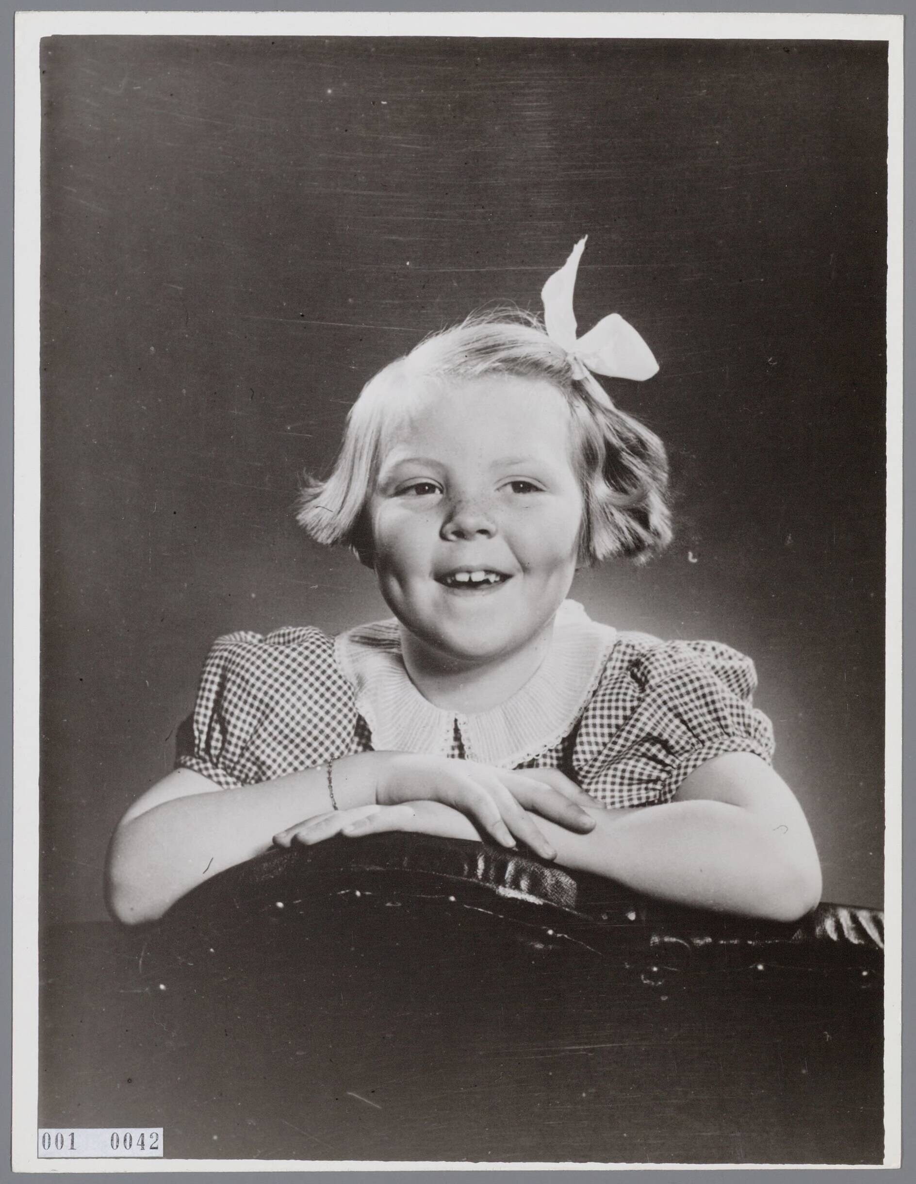 Prinses Beatrix: 87 jaar koninklijke kuiltjes en appelwangetjes van ...