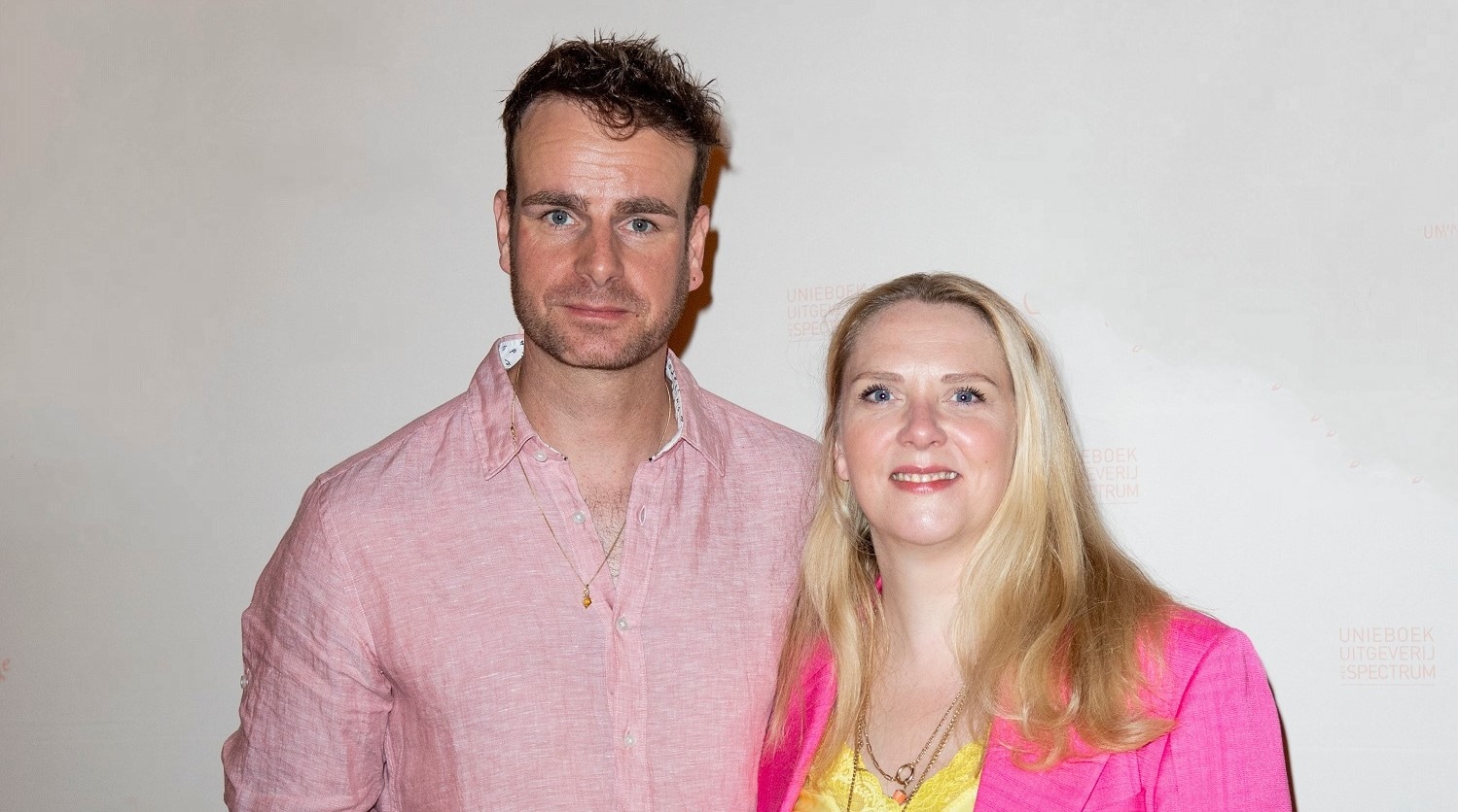 Henry van Loon en Jelka van Houten vieren een heerlijke ‘foute ...