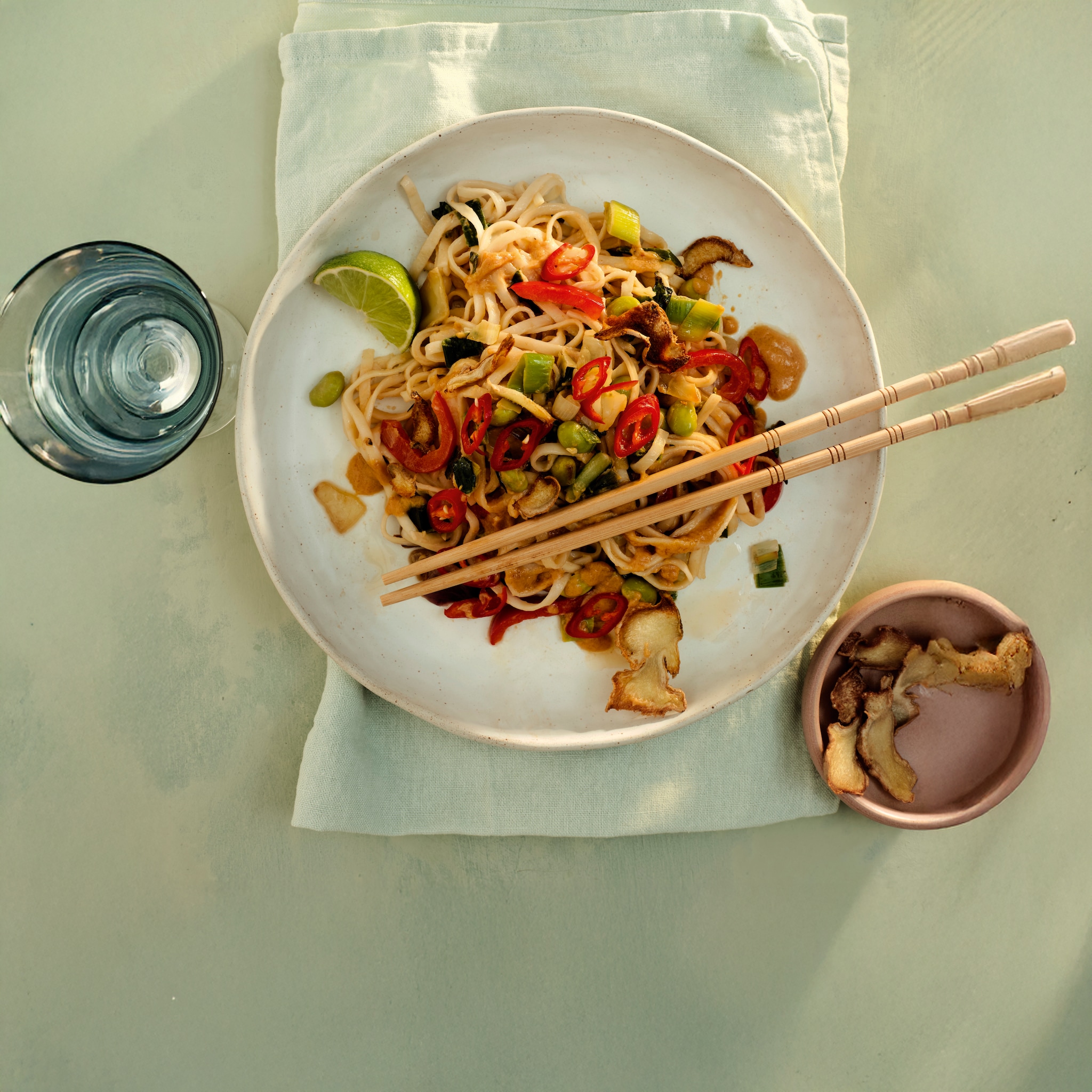 Crispy chili oil is dé foodtrend van dit moment (en zo maak je het zelf)