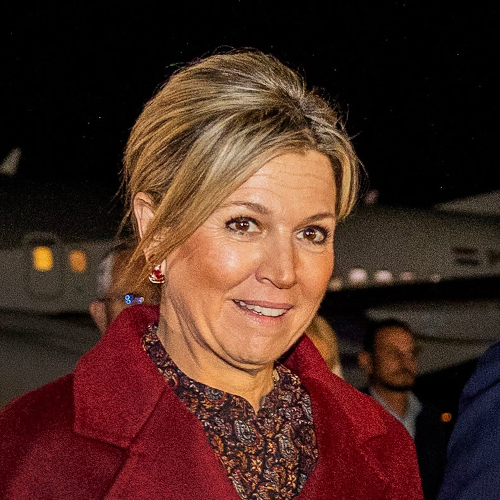 Koningin Máxima geeft in Kenia een masterclass in Diplomatic Dressing