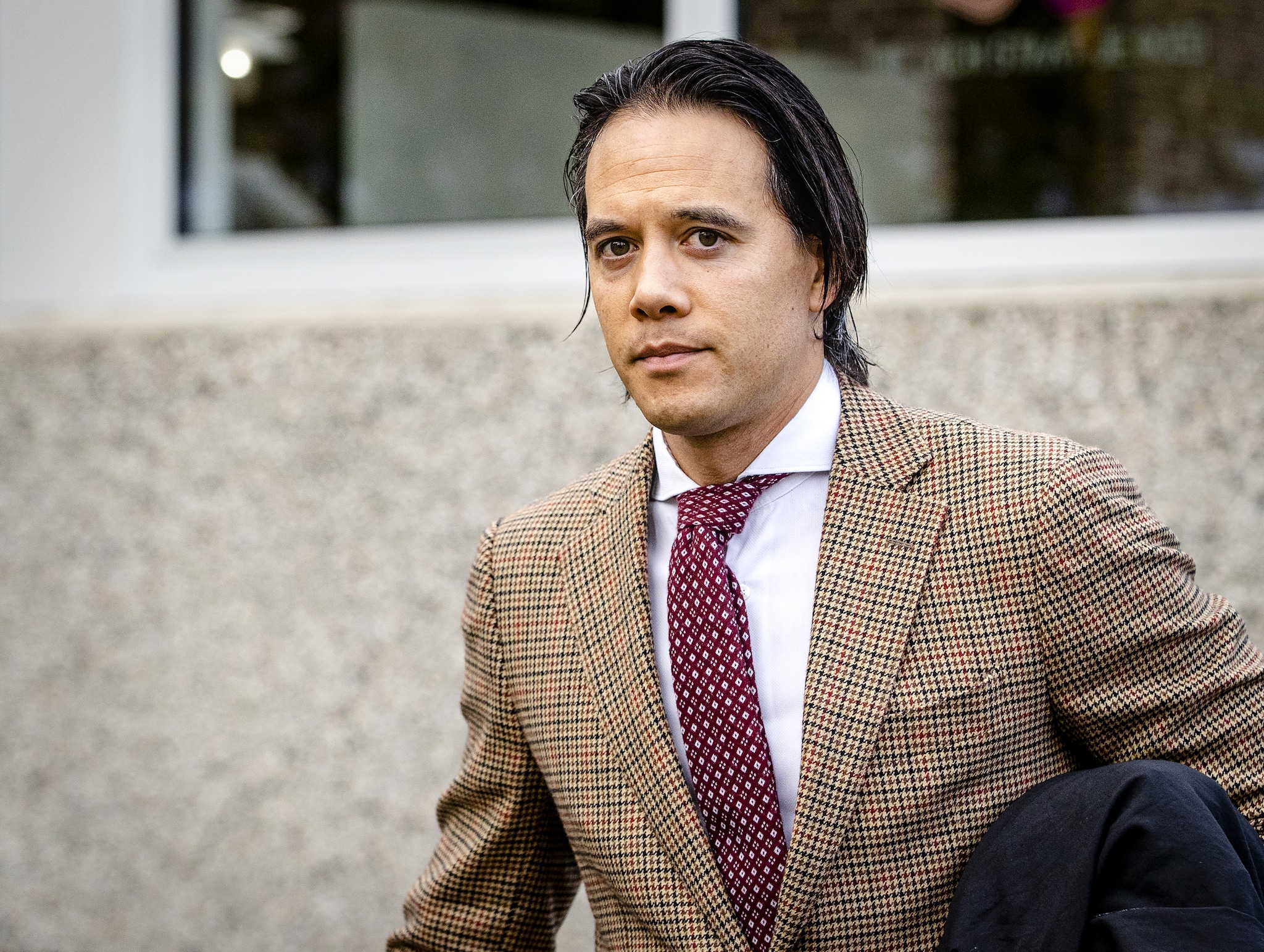 Wie is de zoon van Inez Weski?