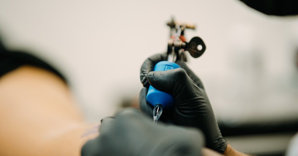 Ellen (37): “Ze verzekerde me dat de tattoo mooi zou worden” | Libelle