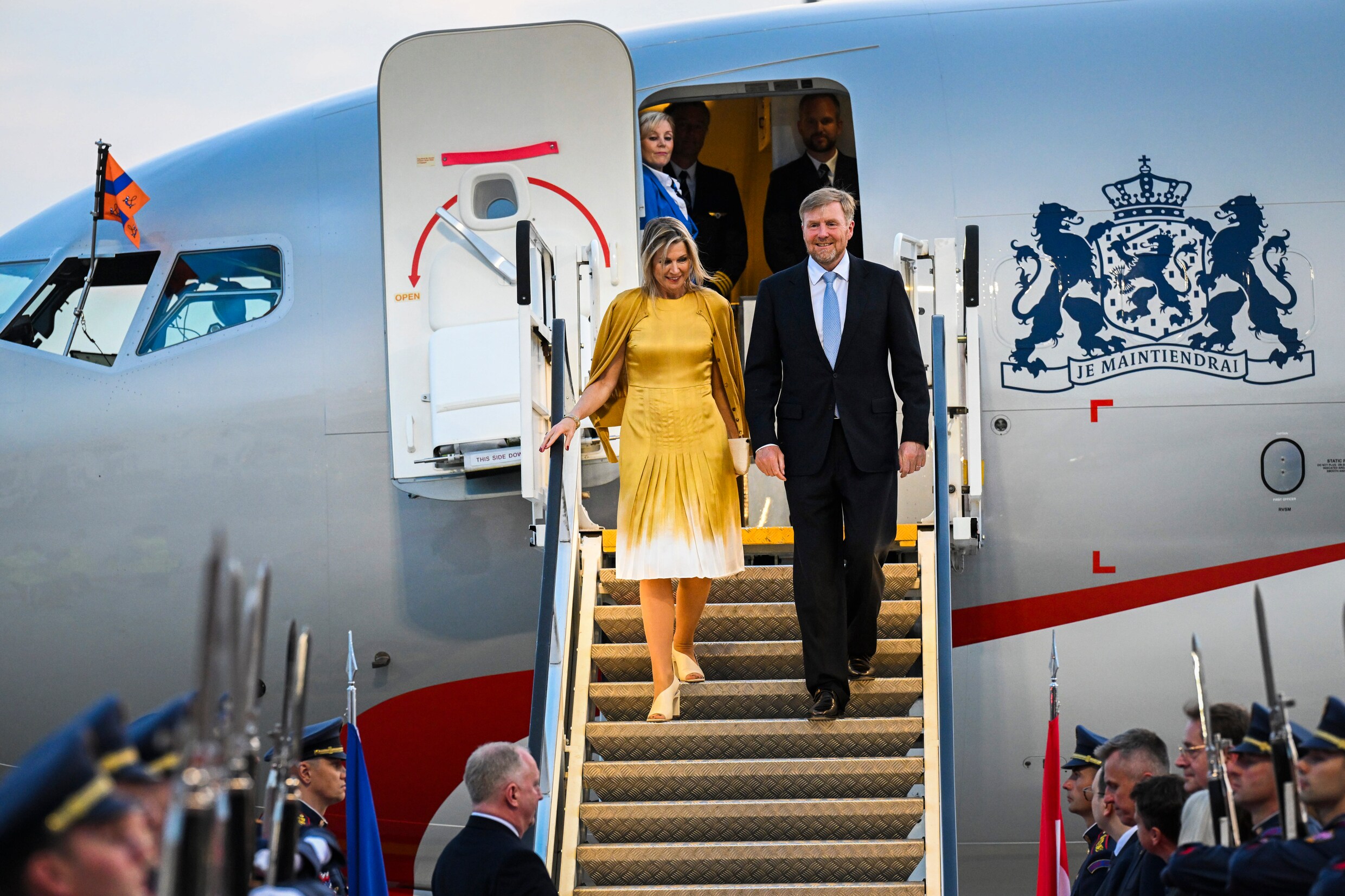 Willem-Alexander kort het staatsbezoek aan Tsjechië in, Máxima neemt ...