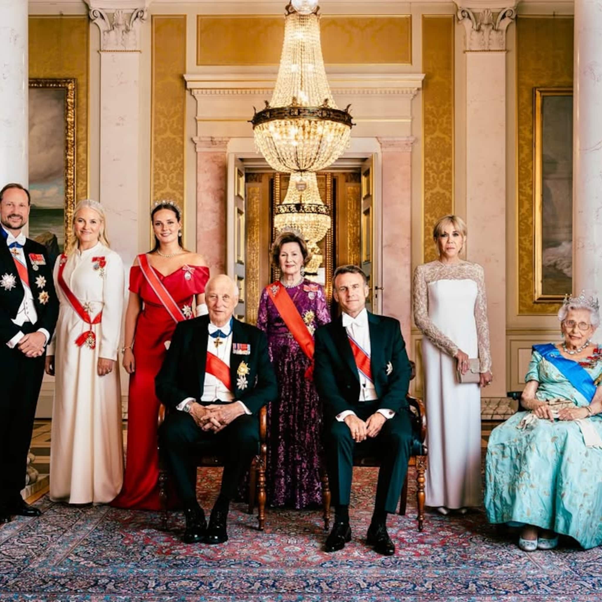 Noorse Kroonprinses Mette-Marit en hoe haar zoon Marius zijn wangedrag niet van een vreemde heeft