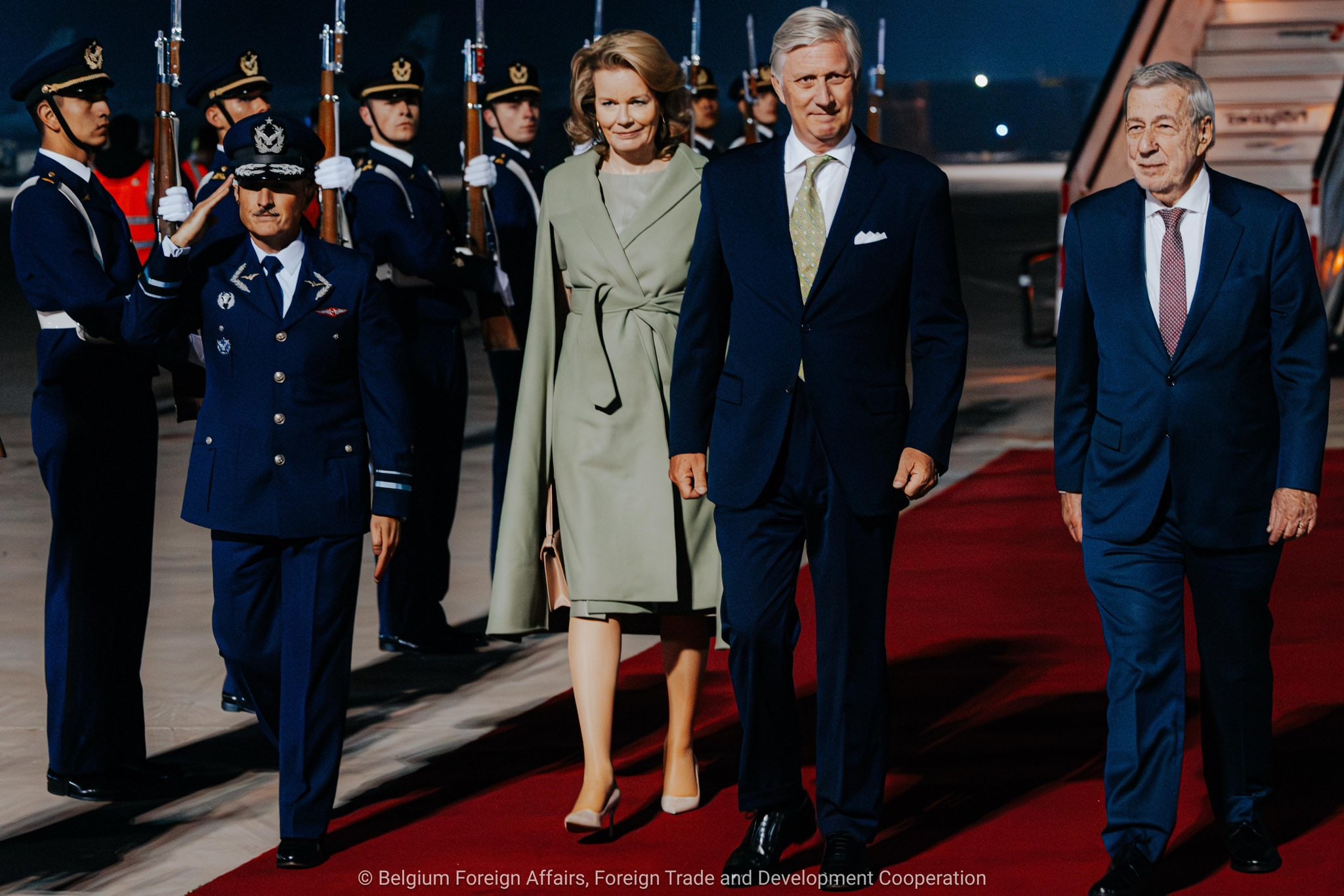 Koningin Mathilde van België: een royal modeshow in Chili met een ...