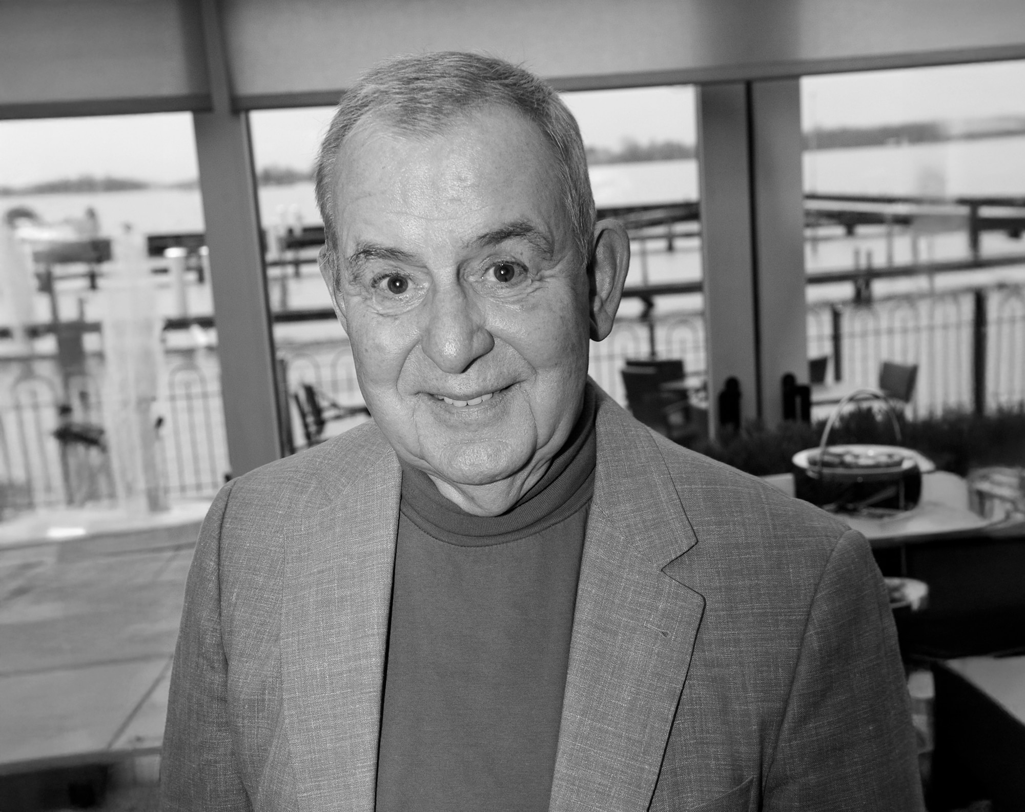 De stem van Elmo, Hein Boele, overleden op 85-jarige leeftijd | Libelle