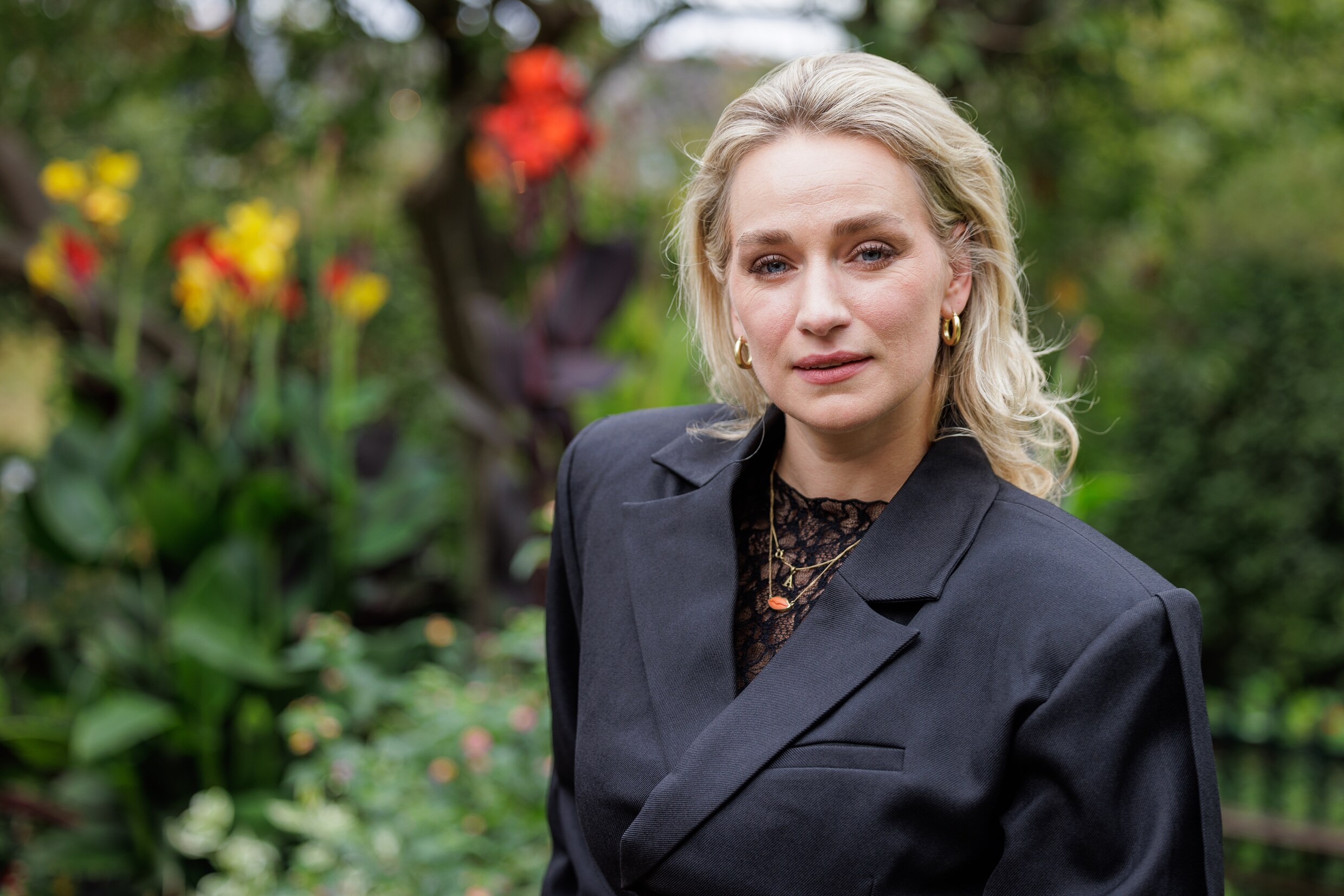 Wauw! ‘GTST’-ster Puck Pomelien Busser in ‘Playboy’ om deze bijzondere reden | Libelle