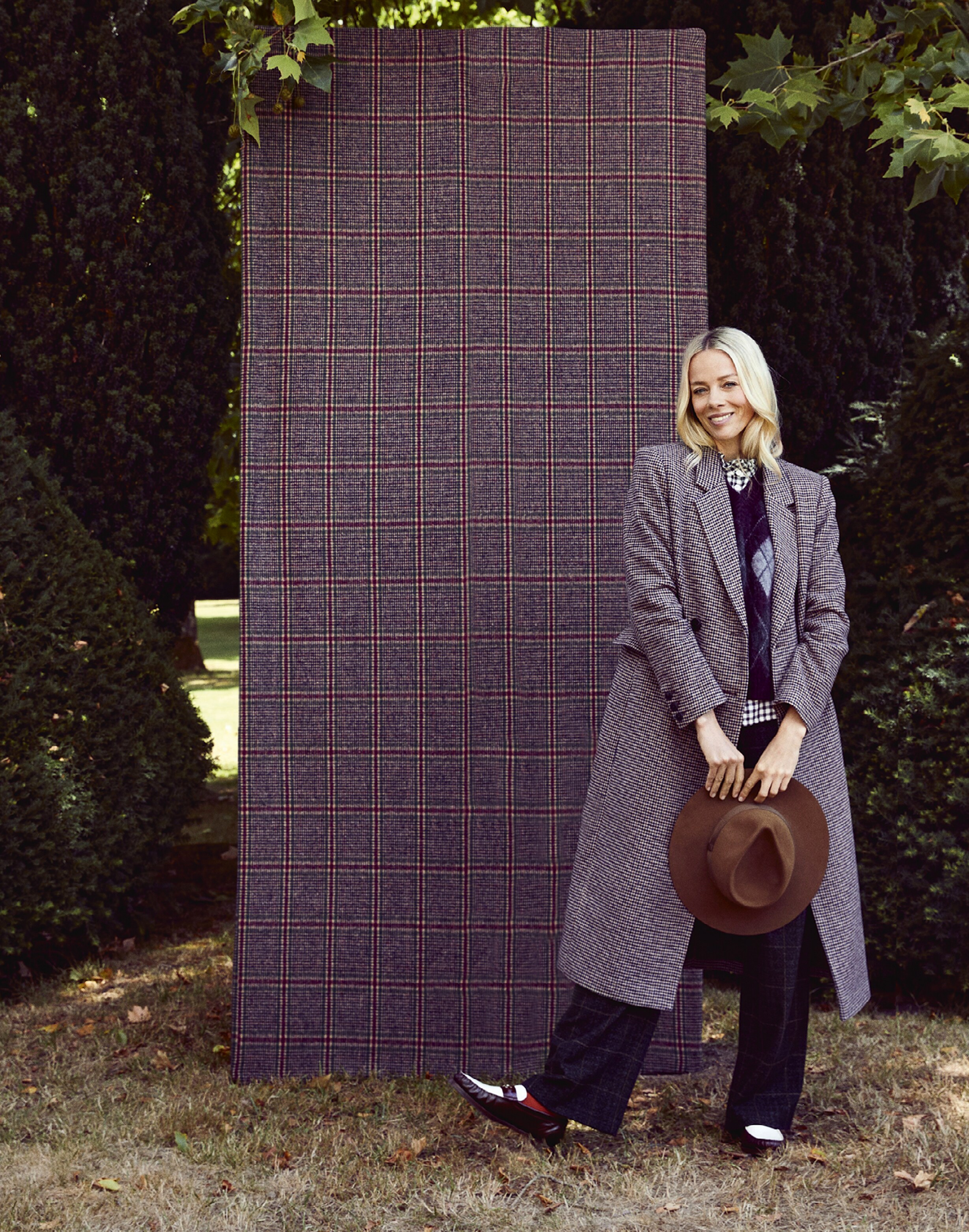 De ruit is terug voor de herfst van 2025: zo draag je ‘m volgens onze ...