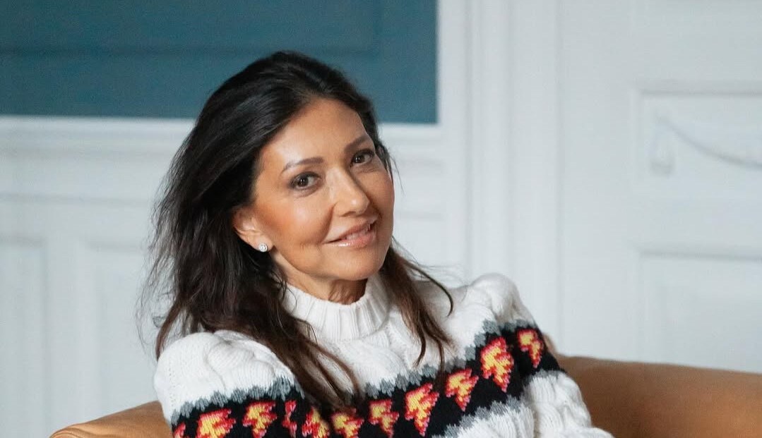 Zo sleurt de Deense graaf Nikolai zijn moeder Alexandra de 21ste eeuw i ...