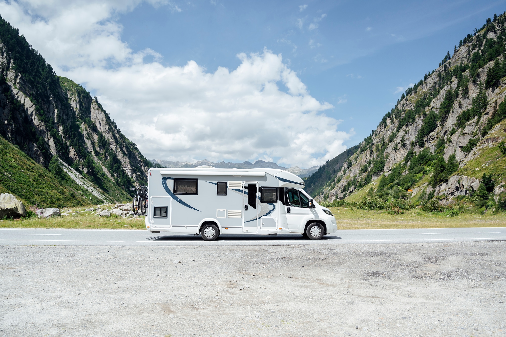 José (69): “We hadden die luxe camper nooit moeten kopen”