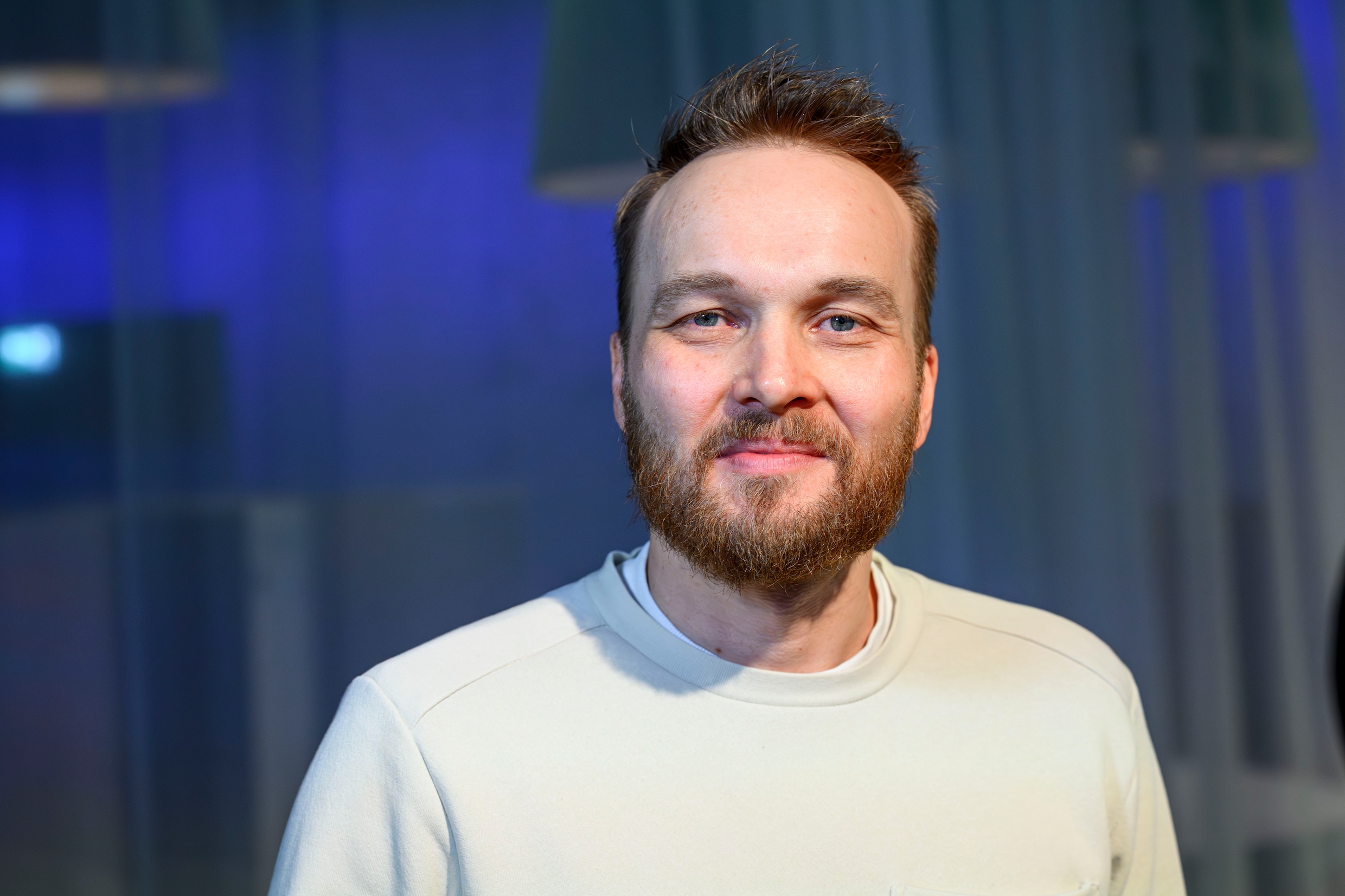 Arjen Lubach gaat weer viraal, ditmaal met een vette knipoog naar ...