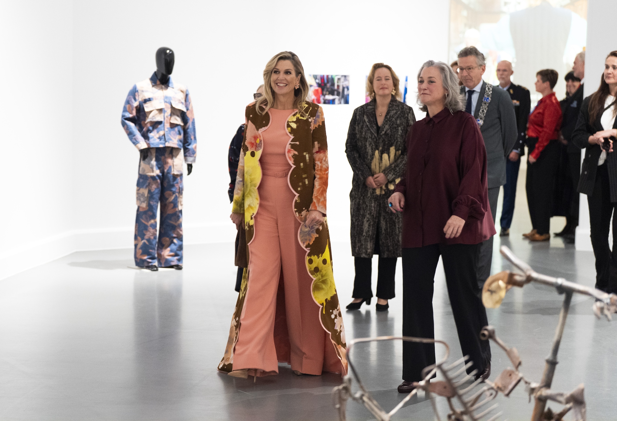 Koningin Máxima opent de Dutch Design Week in een toepasselijke look