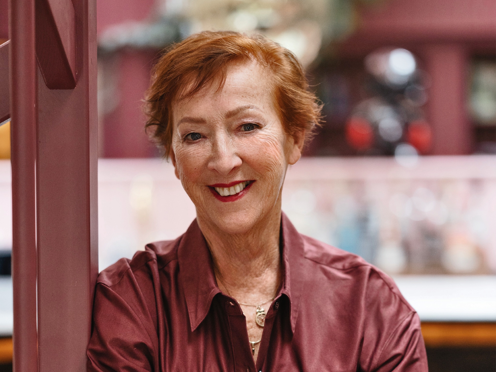 Loes Luca (72): “Ik heb geen tijd om minder te werken”