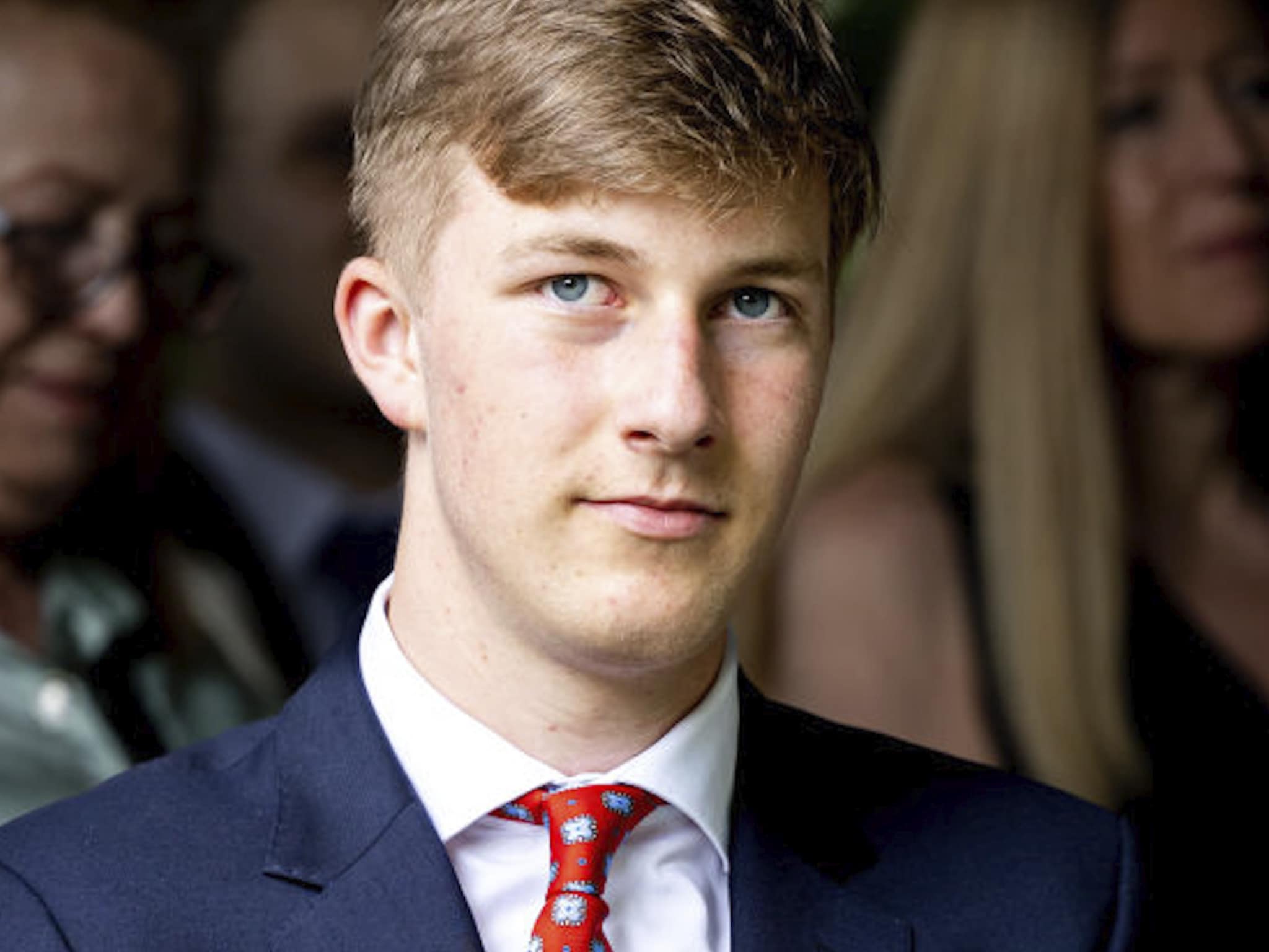 Dit is het geheime cv van de Belgische prins Emmanuel