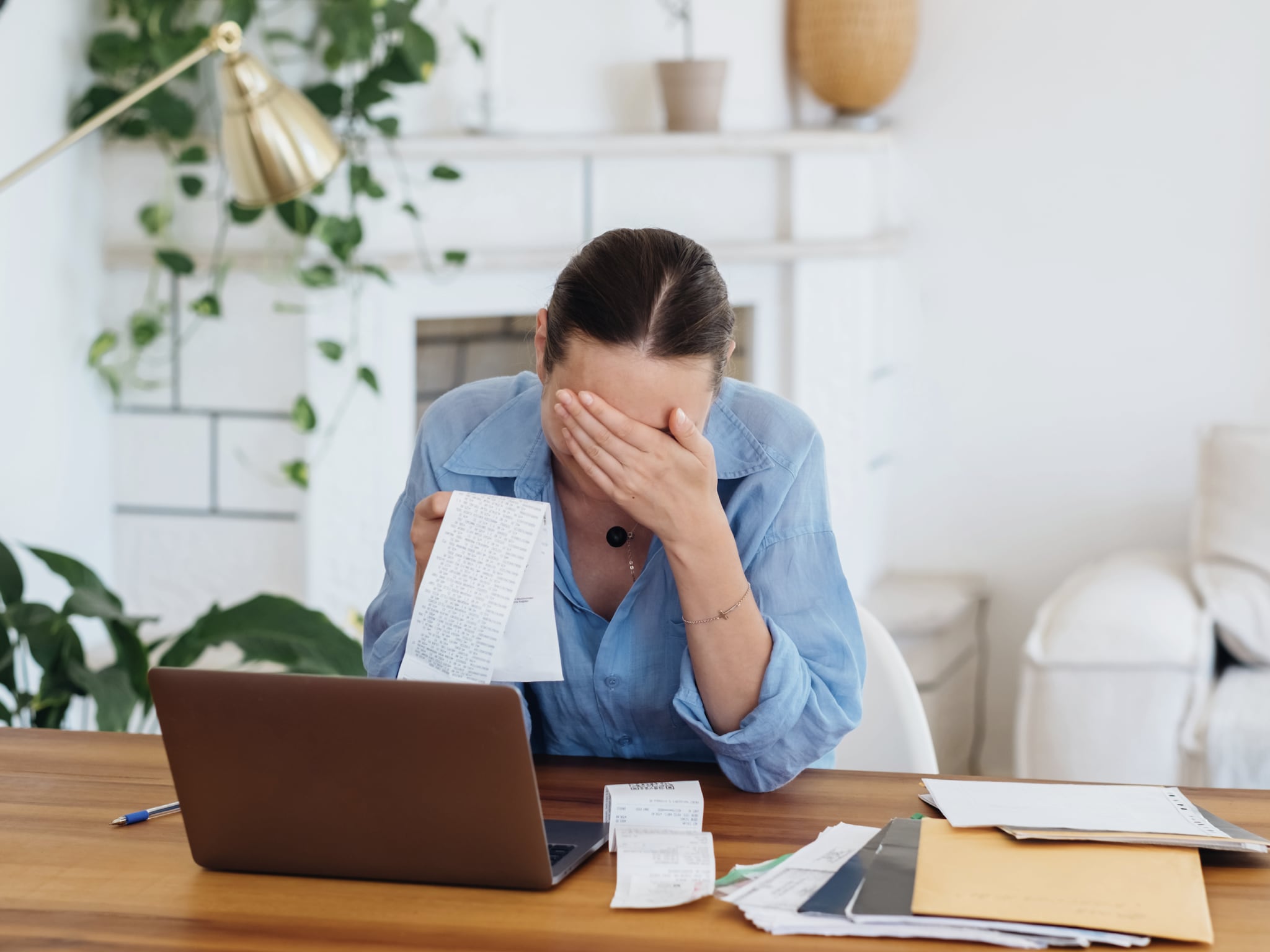 Het geldgeheim van Mariëlle (44): “Mijn schuld liep op tot €35.000, van ...