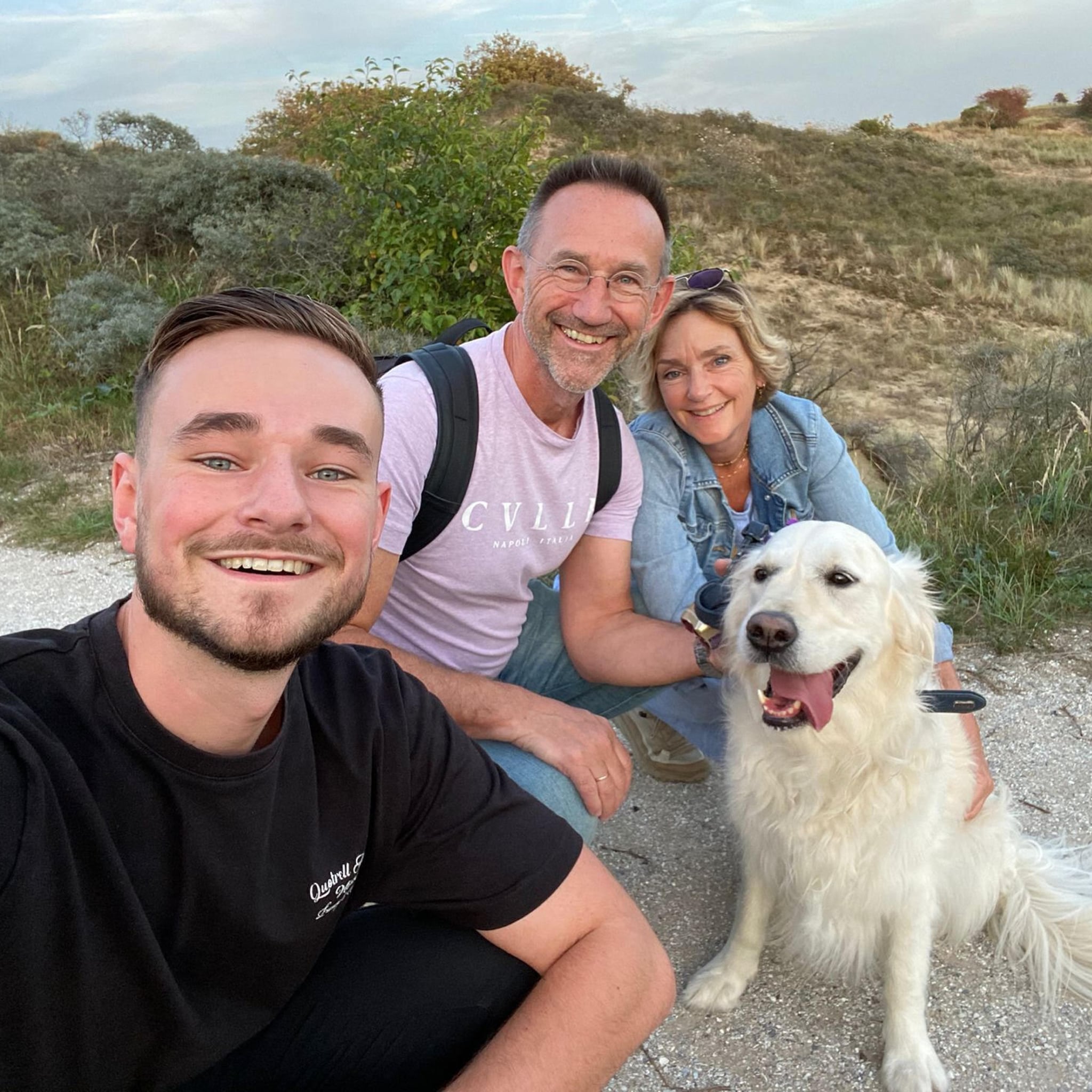 Loes Luca (72): “Ik heb geen tijd om minder te werken”