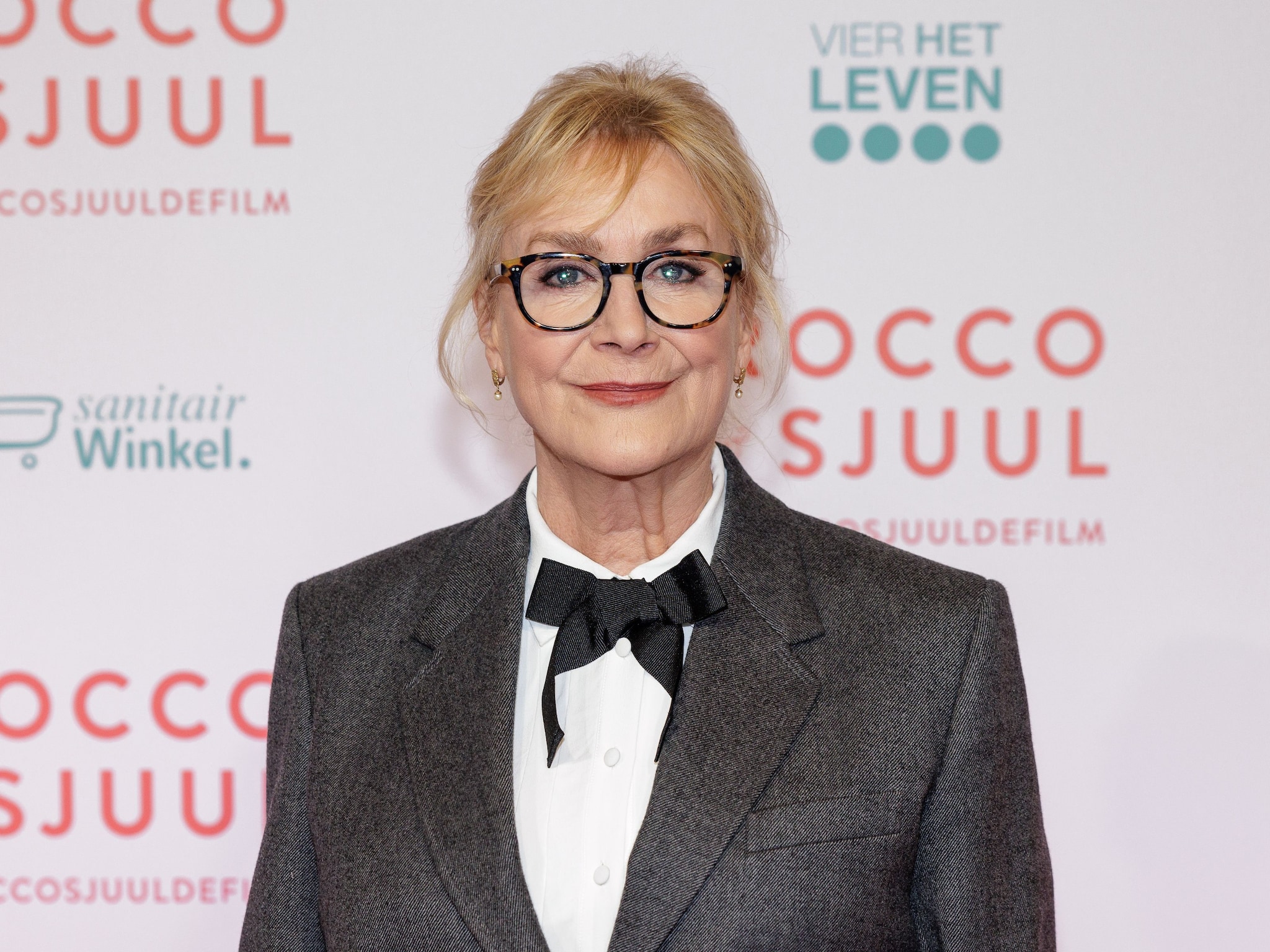 Zo ziet tante Cor uit ‘Gooische Vrouwen’ er in het echte leven uit