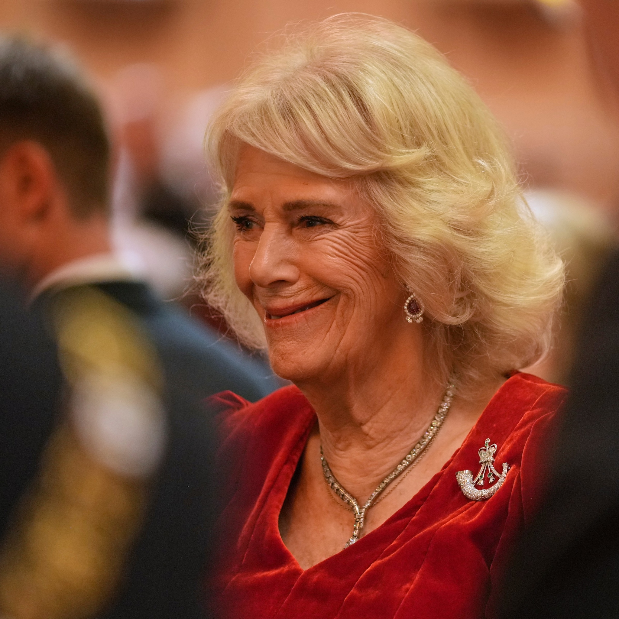 Koningin Máxima kiest voor een doorluchtige jurk in Paramaribo