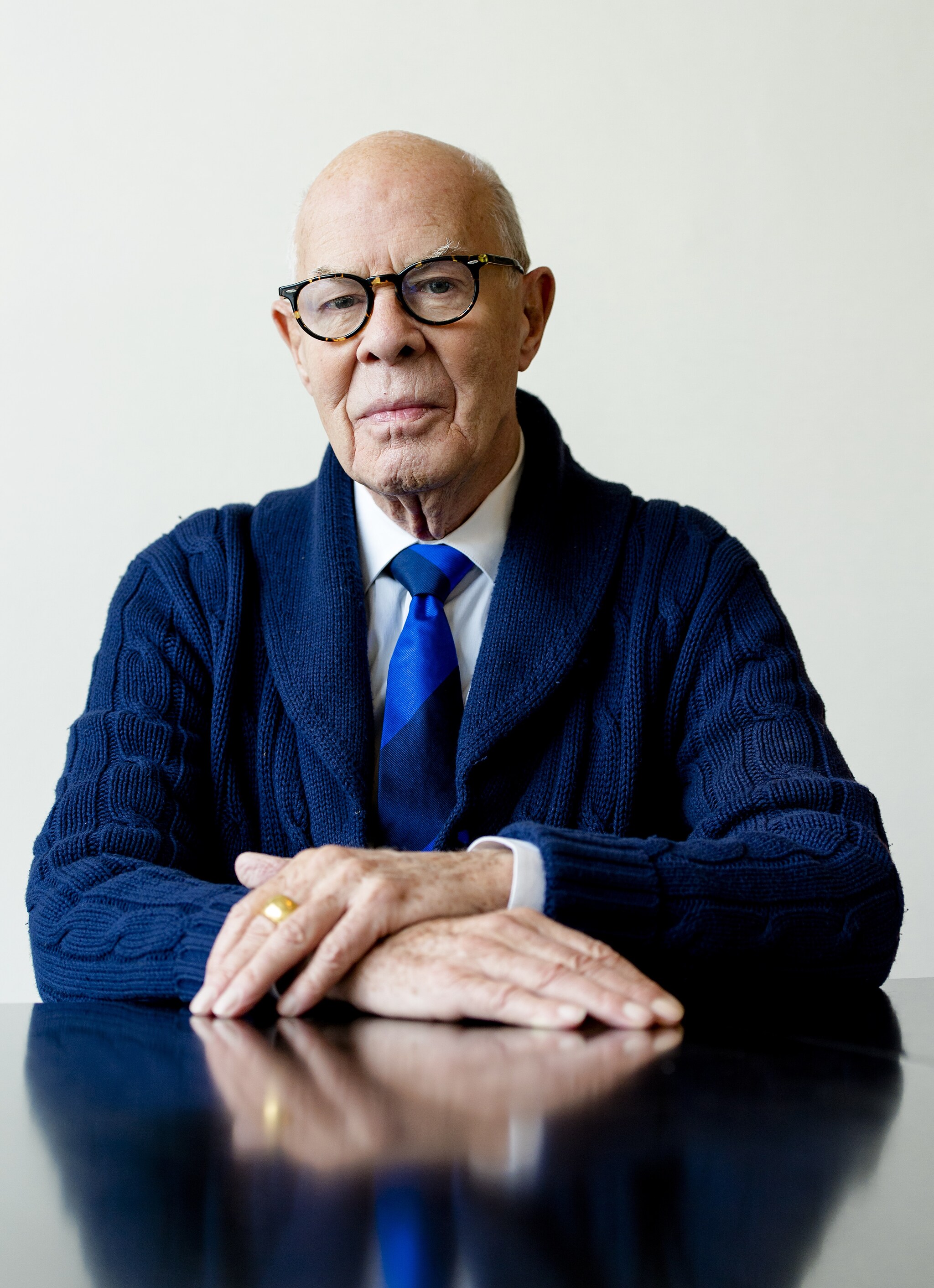 De Nederlandse choreograaf Hans van Manen is op 93-jarige leeftijd ...