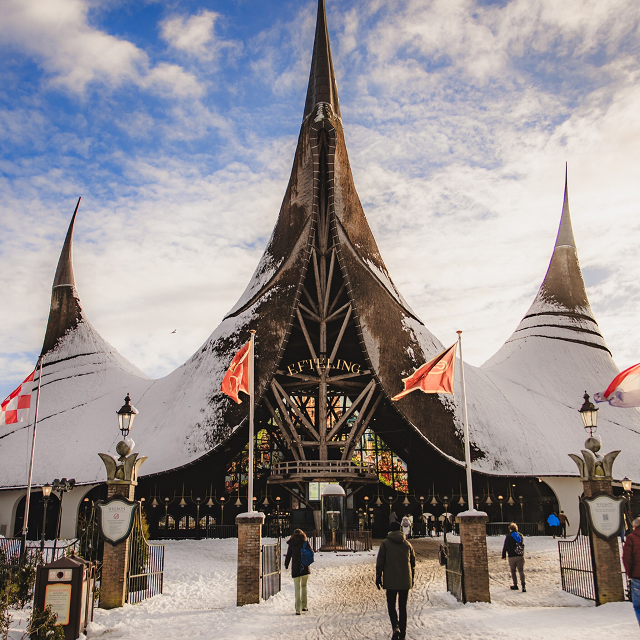 Sprookjesachtig mooi: zó ziet de Efteling eruit onder een dikke laag ...