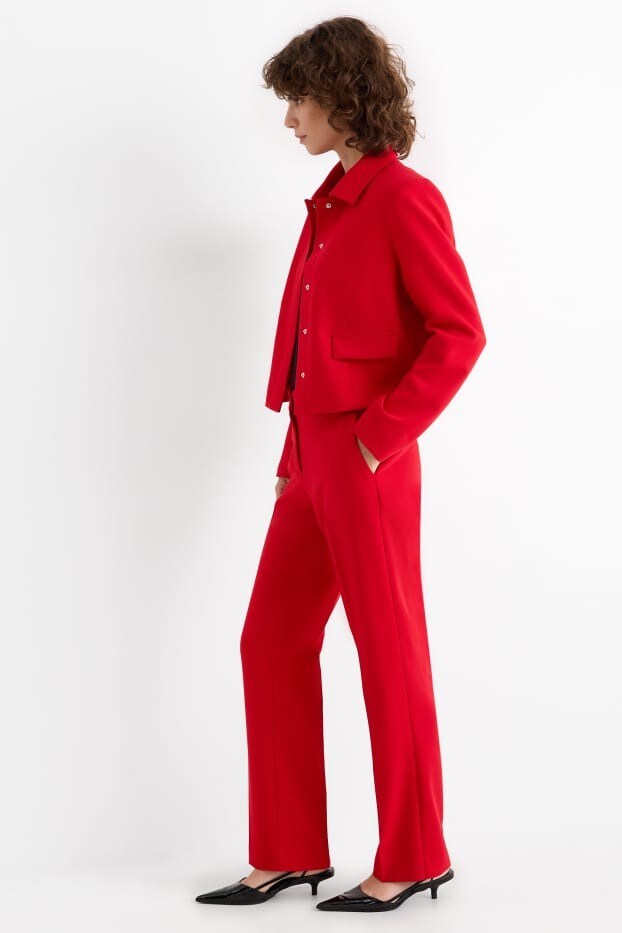 Blue Monday? In een rood powerpak à la prinses Catherine voel je je ...