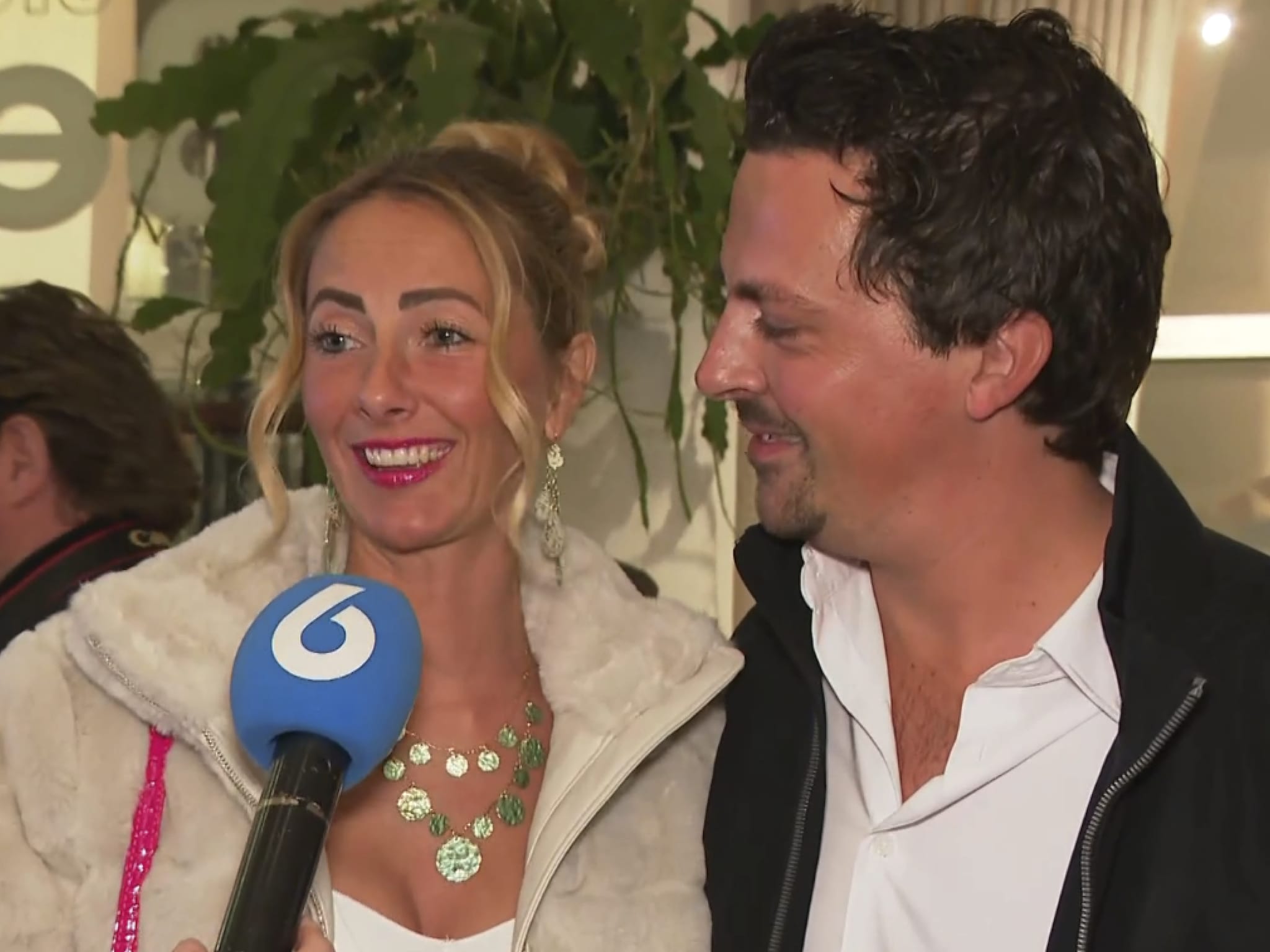 Mike Hansler denkt aan trouwen en kinderen met zijn nieuwe vriendin Veerle