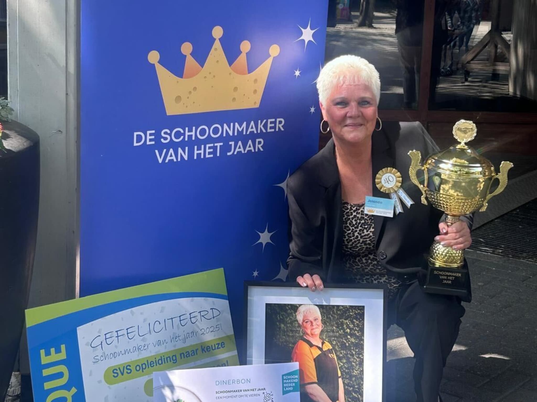 Jolanda Reedijk (56) werd ‘Schoonmaakster van het jaar’ en ging eten ...